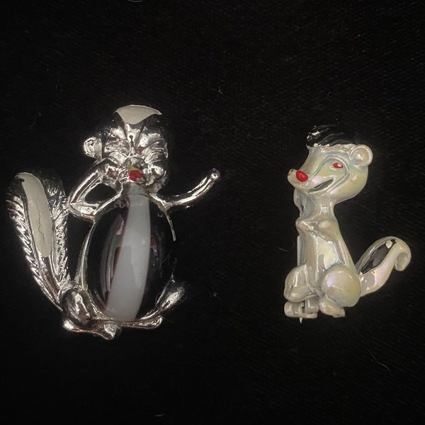 Skunk Pin - Etsy