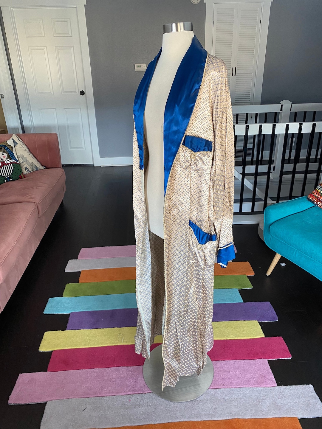 Vintage 1940’s Silver, Gold and Blue Satin Men’s Robe, Size Large - Etsy