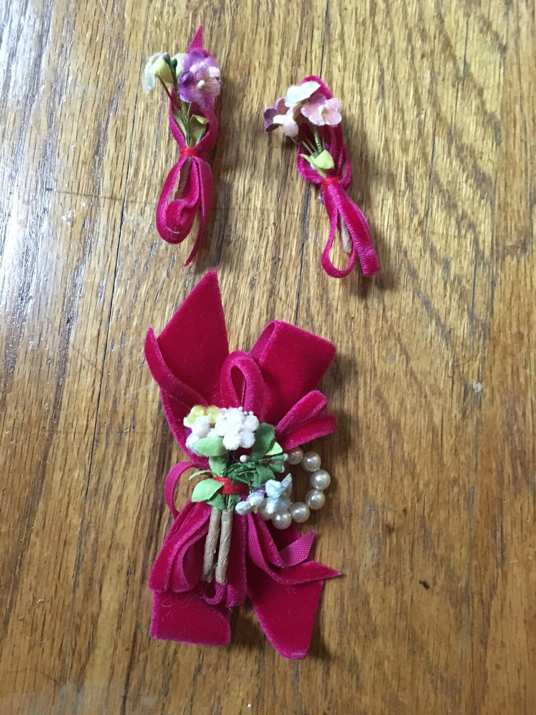 Vintage Hot Pink Velvet Brooch Pin and Clip on Earrings Set - Etsy