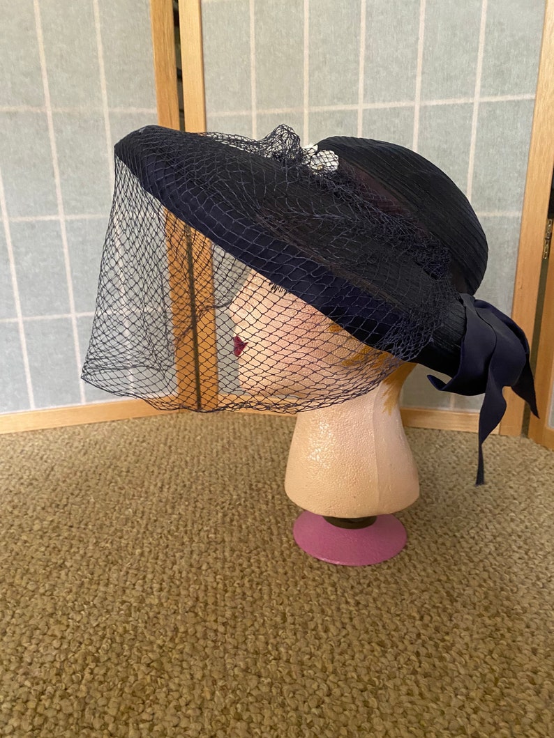 Vintage 1940’s Navy Blue Semi Sheer Wide Brim Formal Sun Hat With Face ...