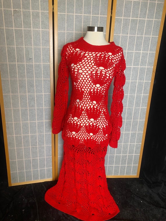 vintage sheer red crochet - Gem