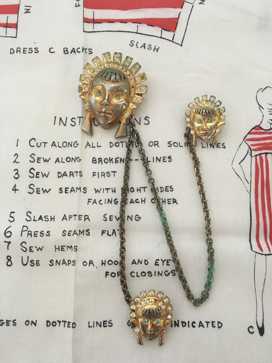 Vintage Cleopatra Funky Gold Mask, Face Headdress Pin Set on Chains - Etsy