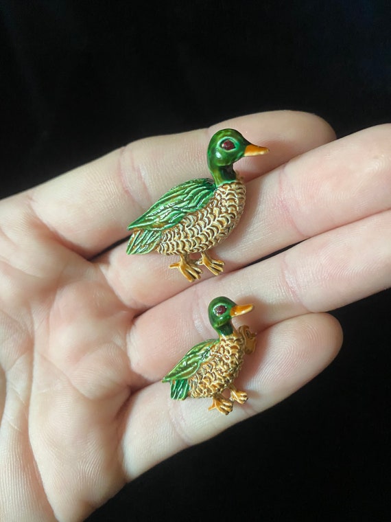 Vintage 1960’s green enamel pair of duck pins by Gerr… - Gem