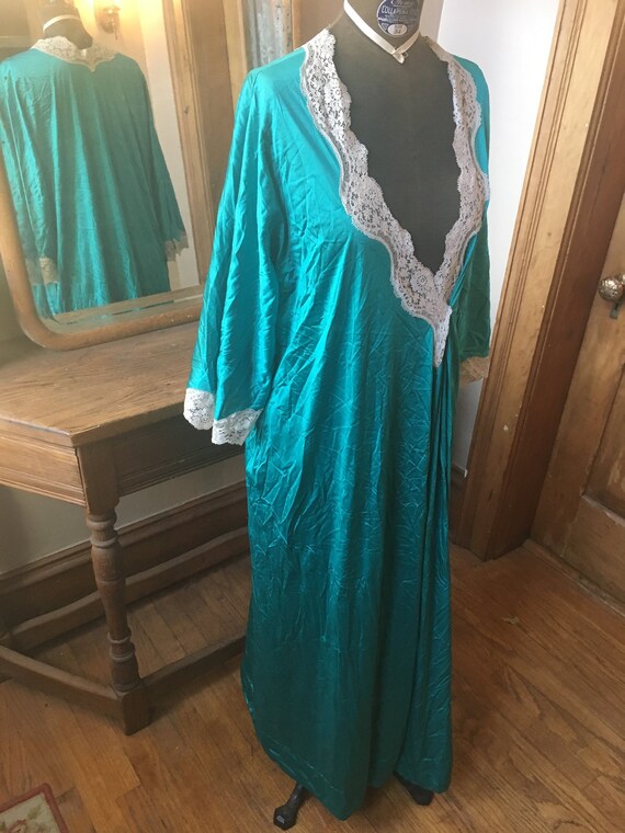 Vintage 1970s Long Teal Blue Robe with White Lace Det… - Gem