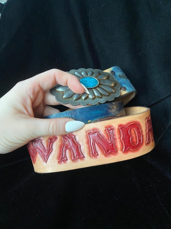 vintage 1980s painted wanda - Gem