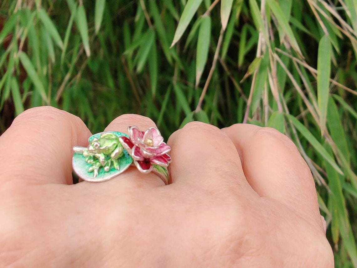 Frog Prince Ring With Water Lily and Golden Ball Iris - Etsy