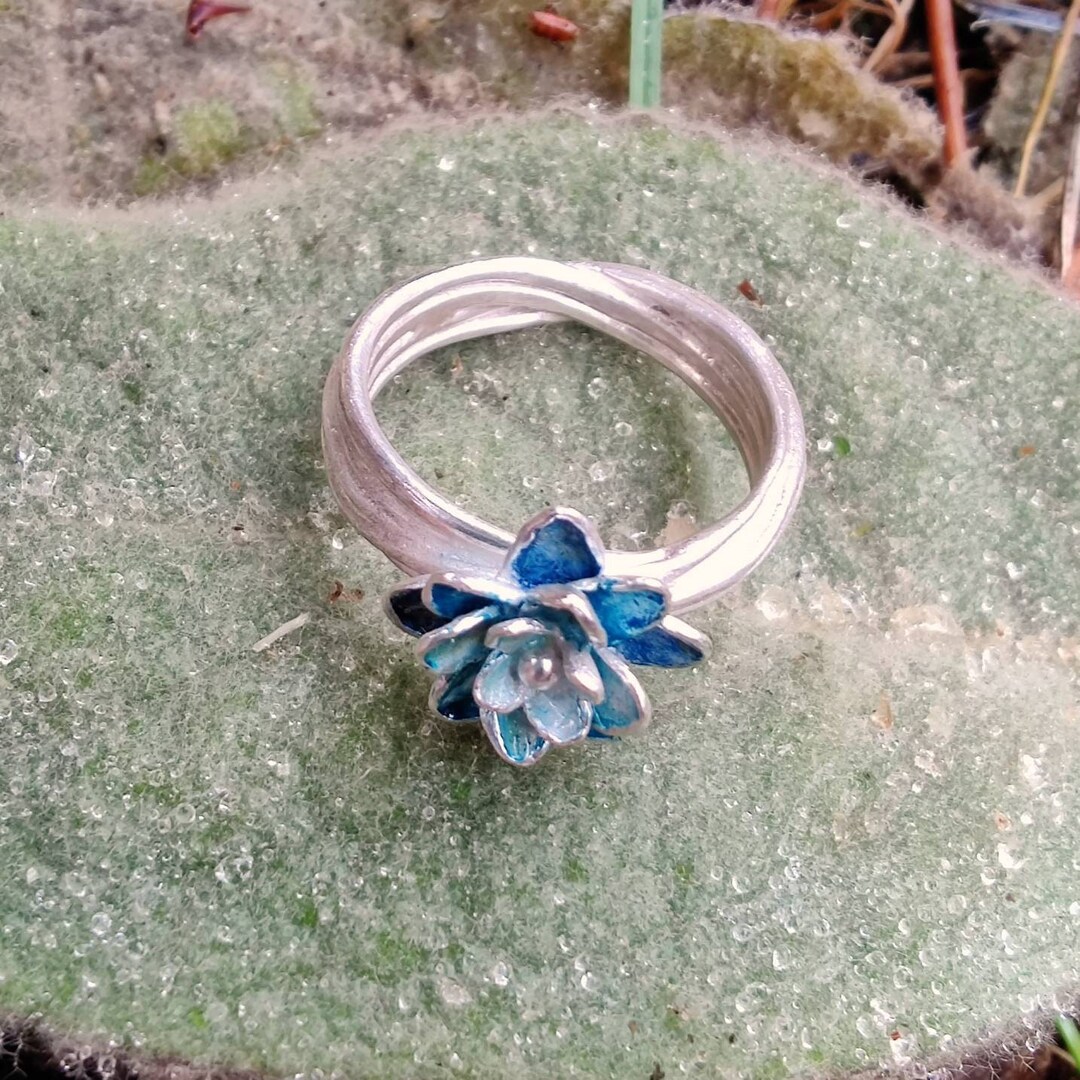 Blue Water Lily, Silver Ring With Flower in Different Shades of Blue ...