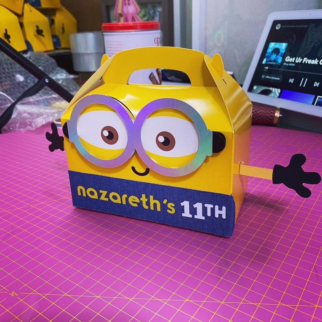 Minions Gable Box | Kids Party Bag | Birthday Gift Box | Party Favor ...