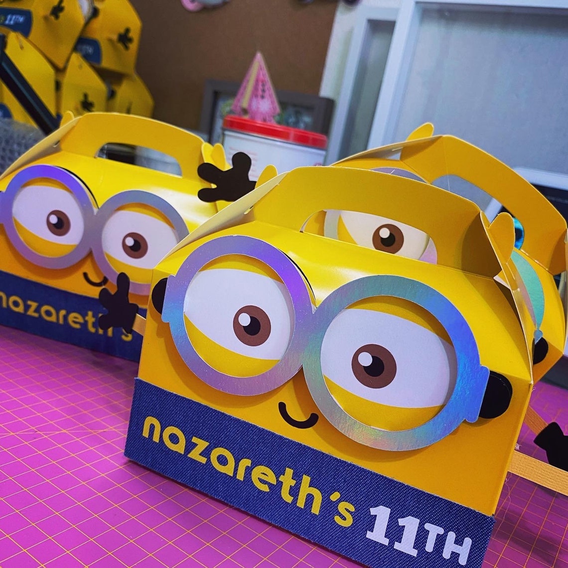 Minions Gable Box Kids Party Bag Birthday Gift Box Party - Etsy