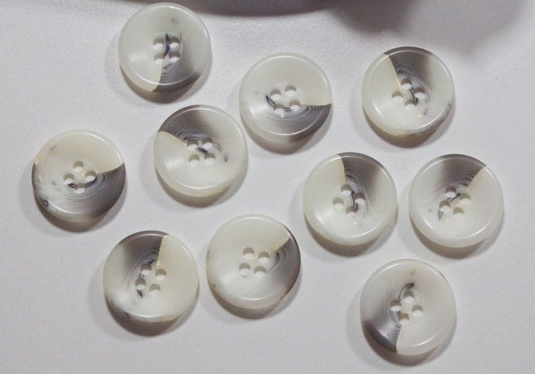 10 Buttons 18 Mm White, Gray, Plastic Buttons, Vintage Buttons, Old ...