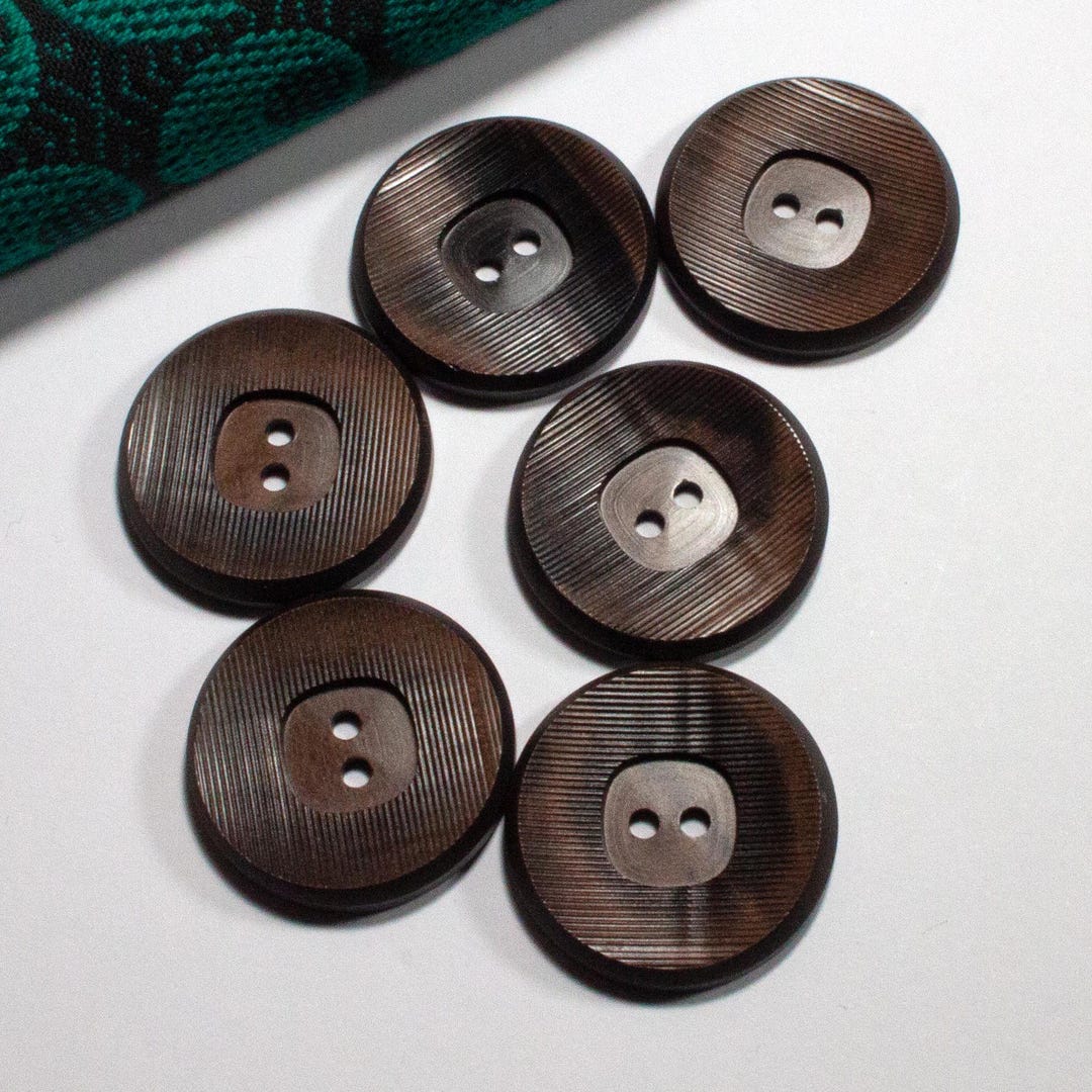 6 Vintage Buttons 28 Mm Brown With Pattern Coat Buttons Plastic Buttons ...