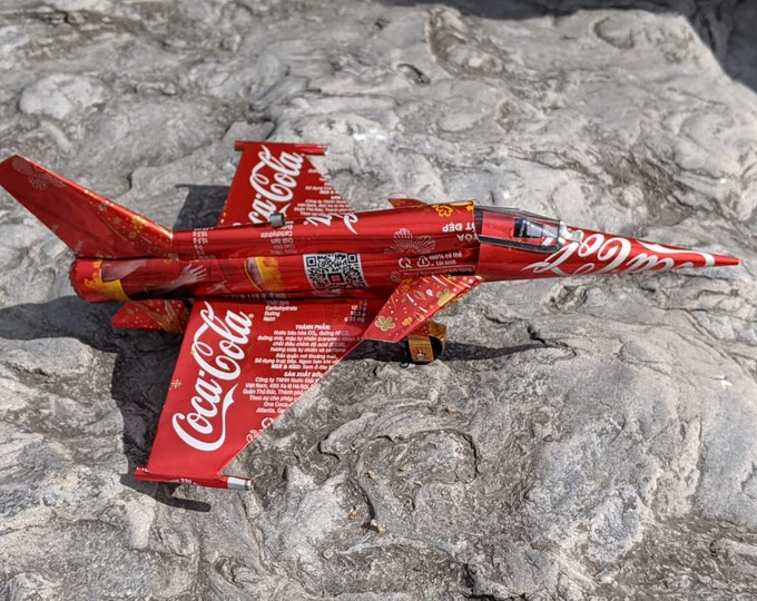 Recycled Tin Can Model: Coke / Coca-cola Jet Plane - Etsy