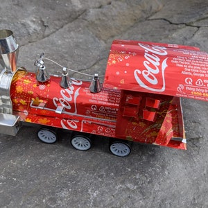 Recycled Tin Can Model: Coke / Coca-cola Train - Etsy
