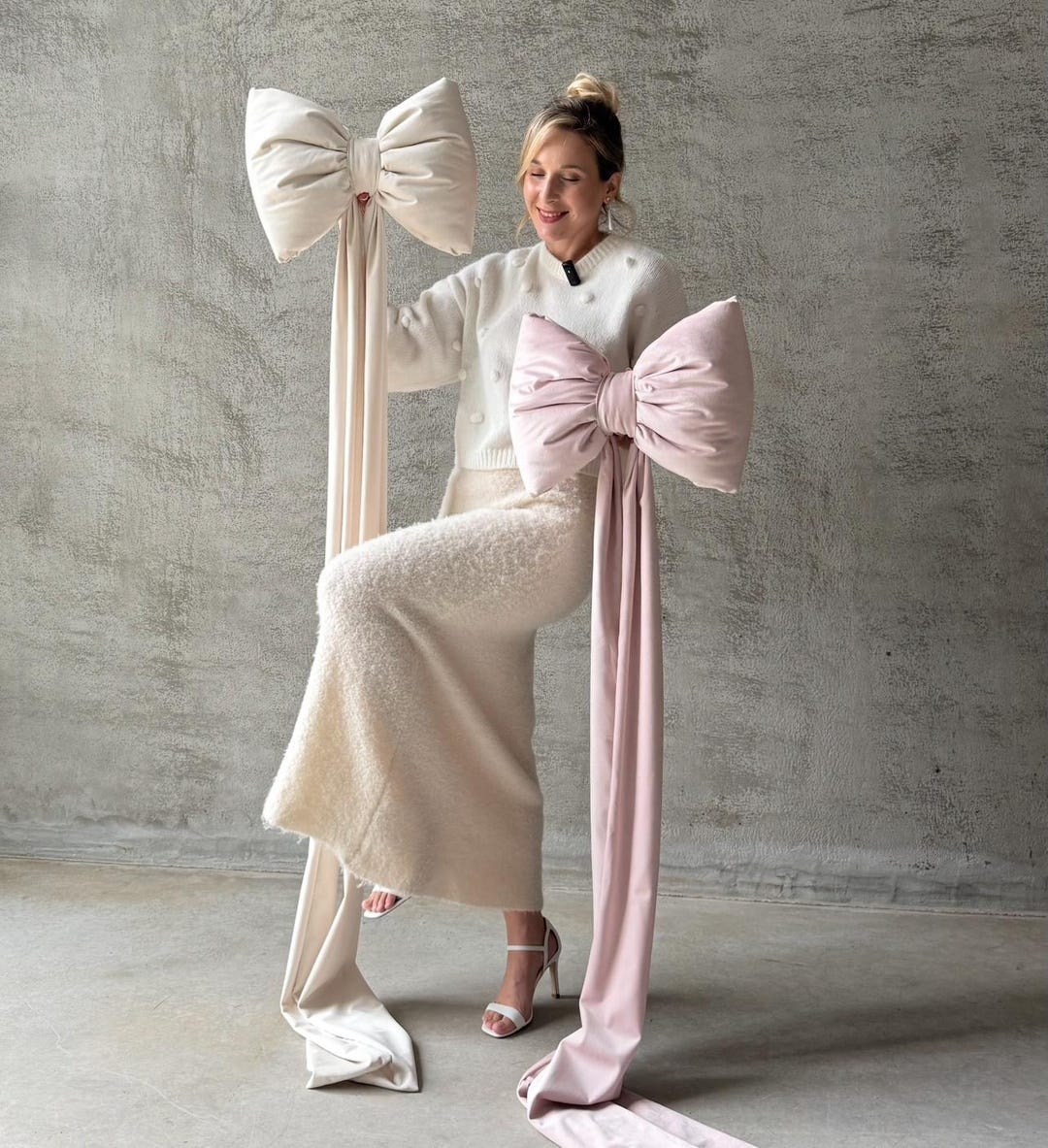 Oversized Velvet Bow – Elegant Front Door, Wedding & Seasonal Home ...