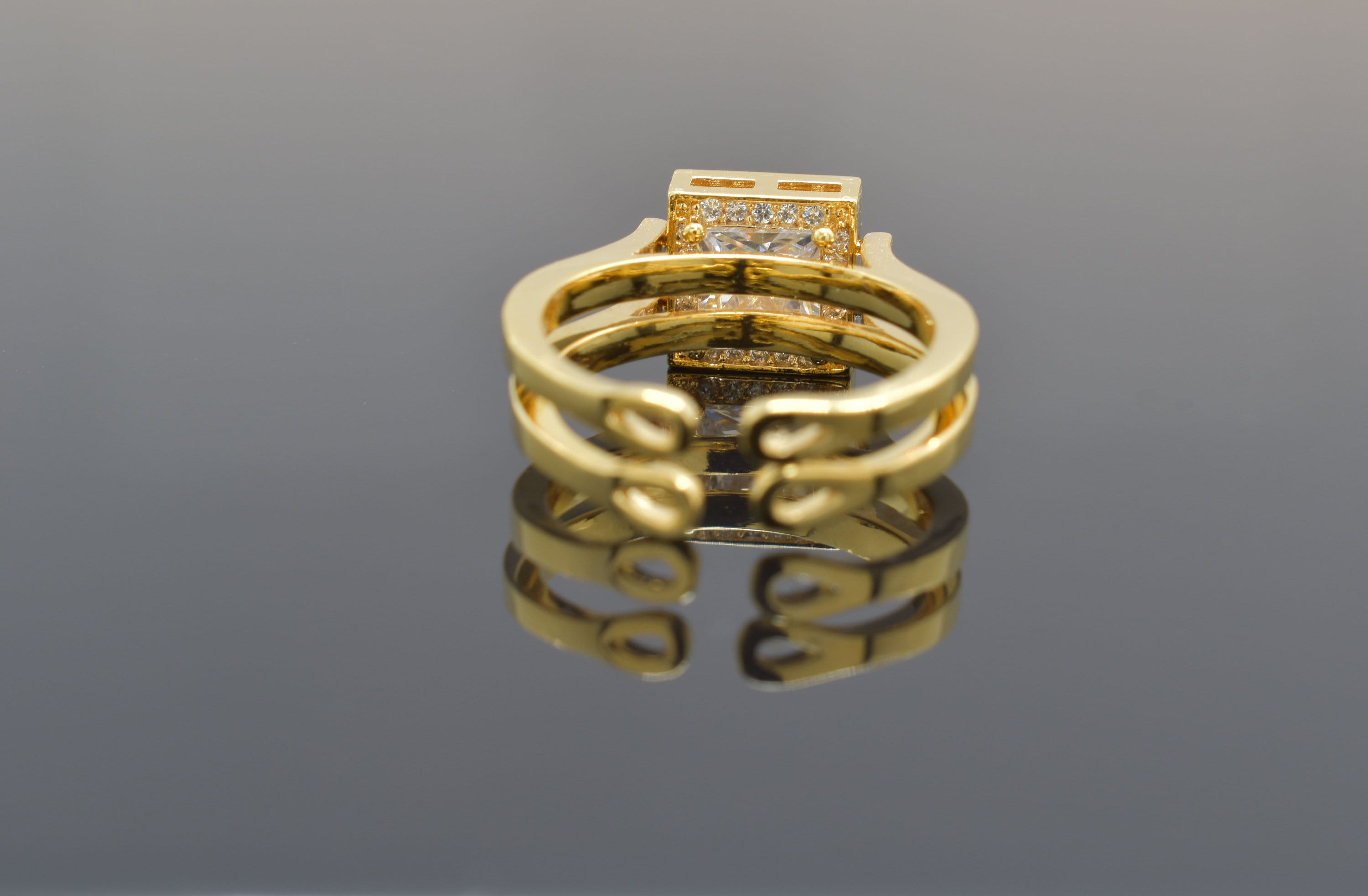 Alphabet Ring ARW-WG W 1pc Reversible Ring 16K Shiny Gold - Etsy