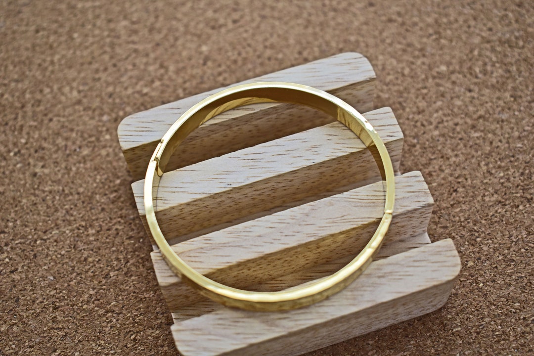 Bangle, BG-13G, 1pc, 16K Shiny Gold Plated Brass, Hammered Bangle ...