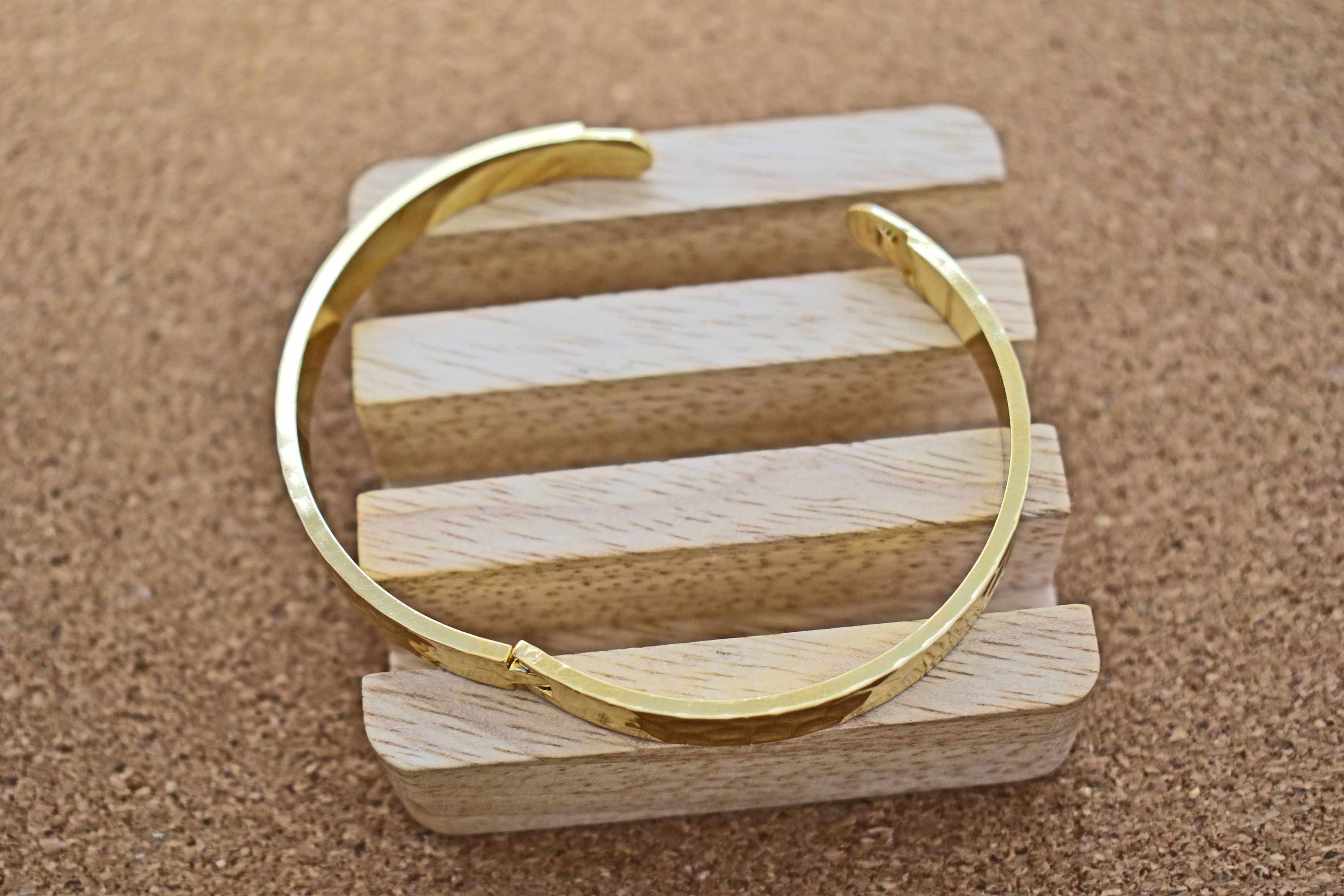 Bangle, BG-13G, 1pc, 16K Shiny Gold Plated Brass, Hammered Bangle ...
