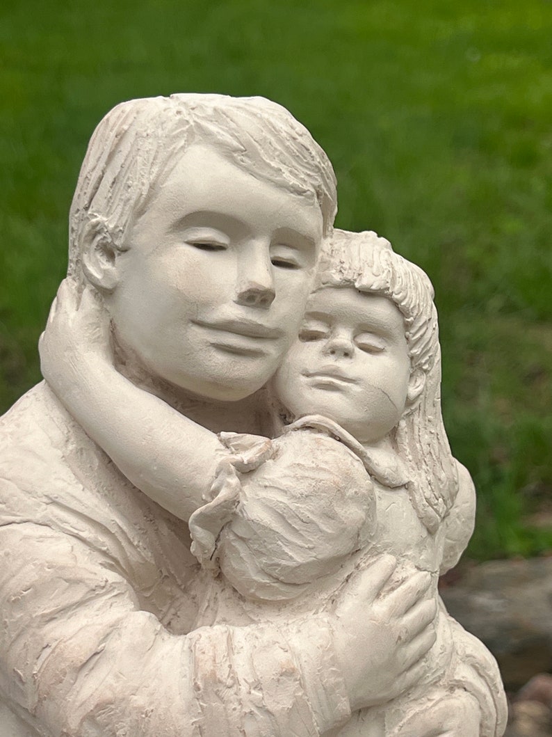 Austin Sculpture 1992 Daddy's Little Girl by Dee Crowley Vintage Father ...