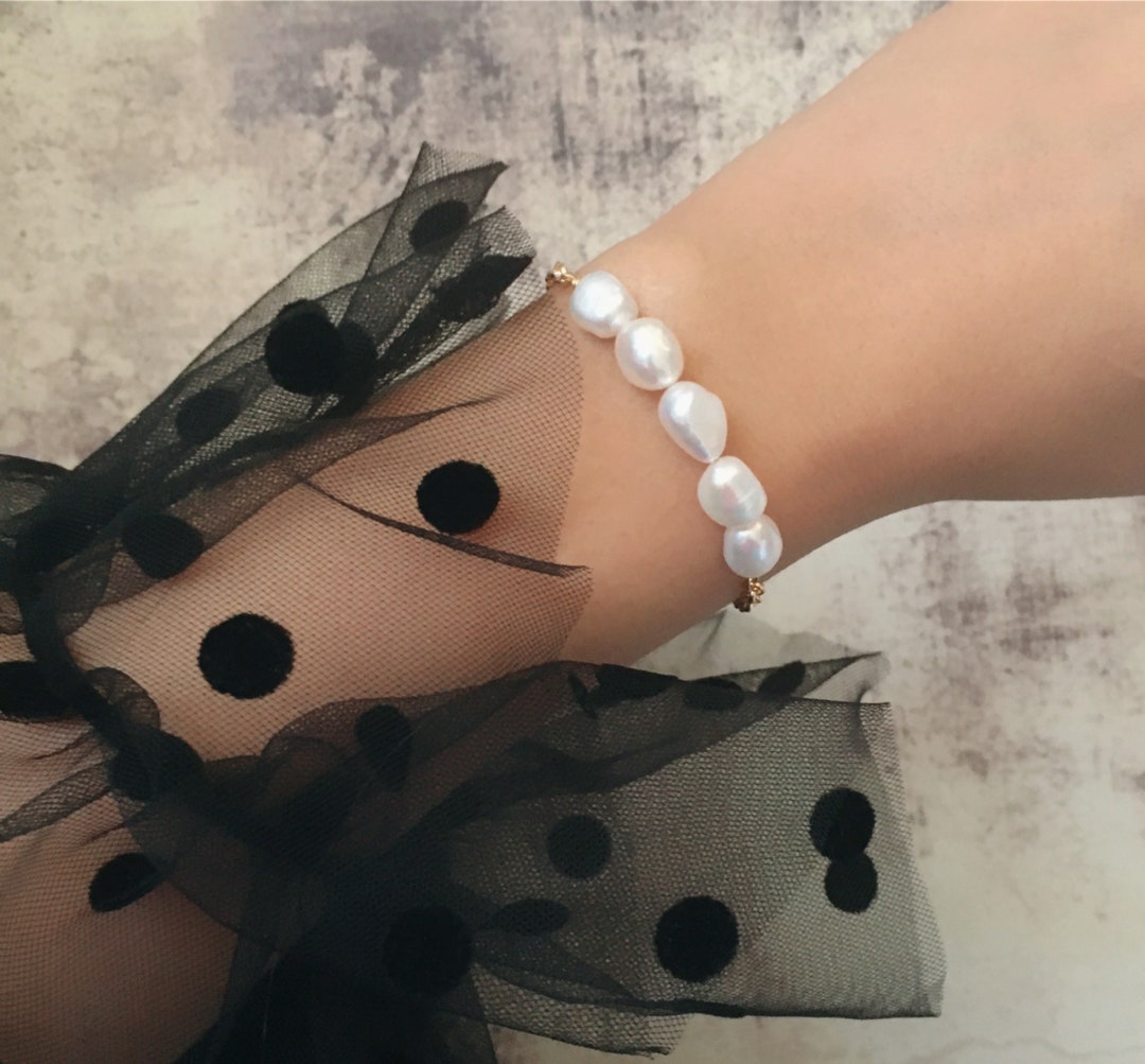 La PERLA Gold Chain Bracelet With With White Freshwater Pearls, Gold ...