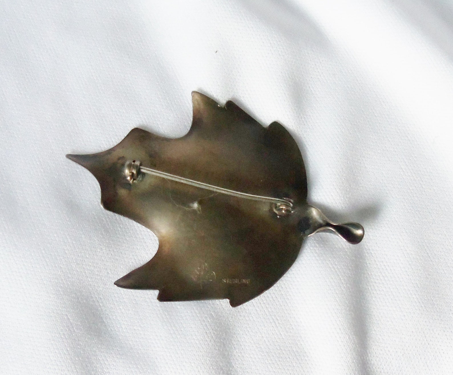 NYE of New York Sterling Silver Leaf Pin - Etsy UK