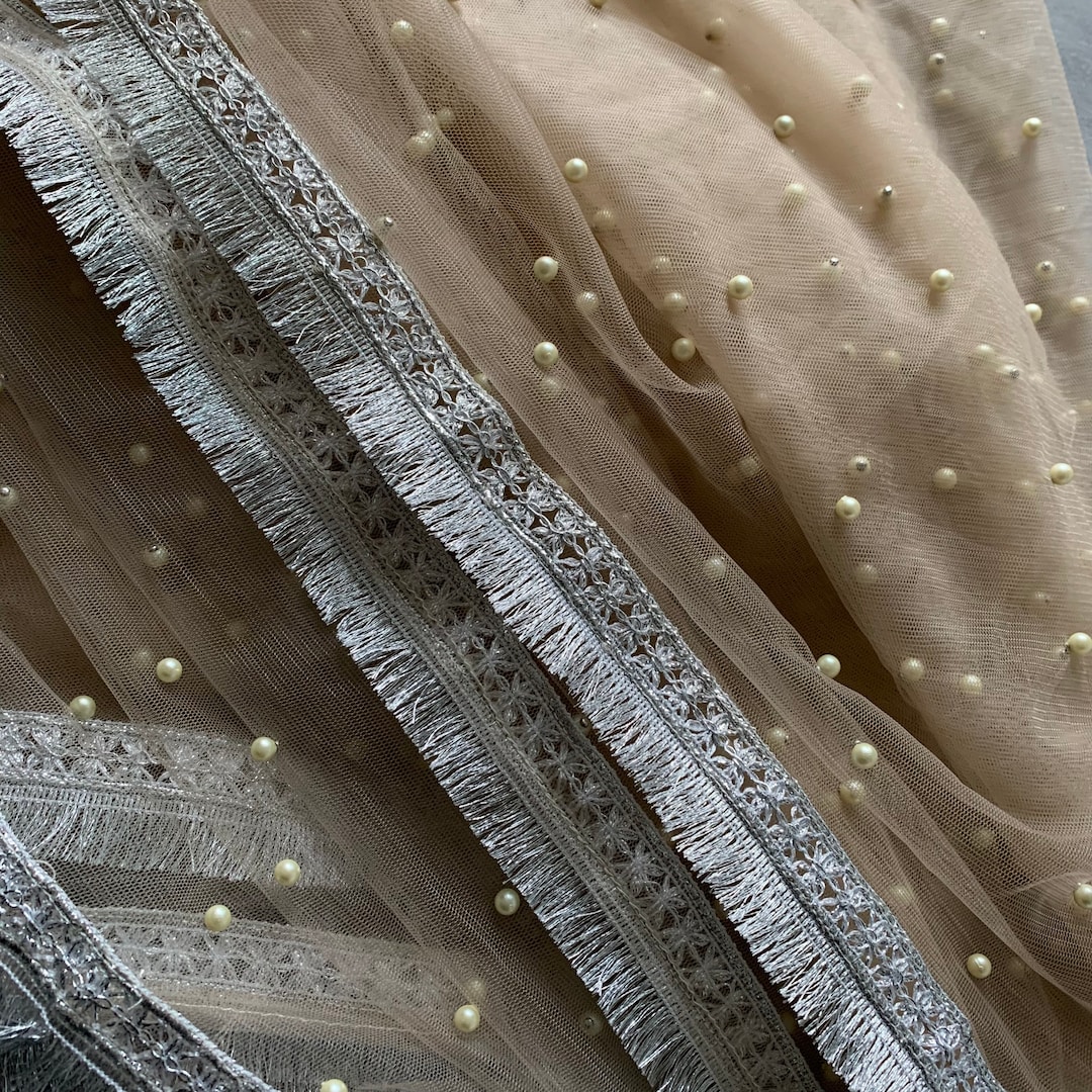 Traditional Pakistani Nikkah / Indian Net Veil / Dupatta / Wedding Veil ...