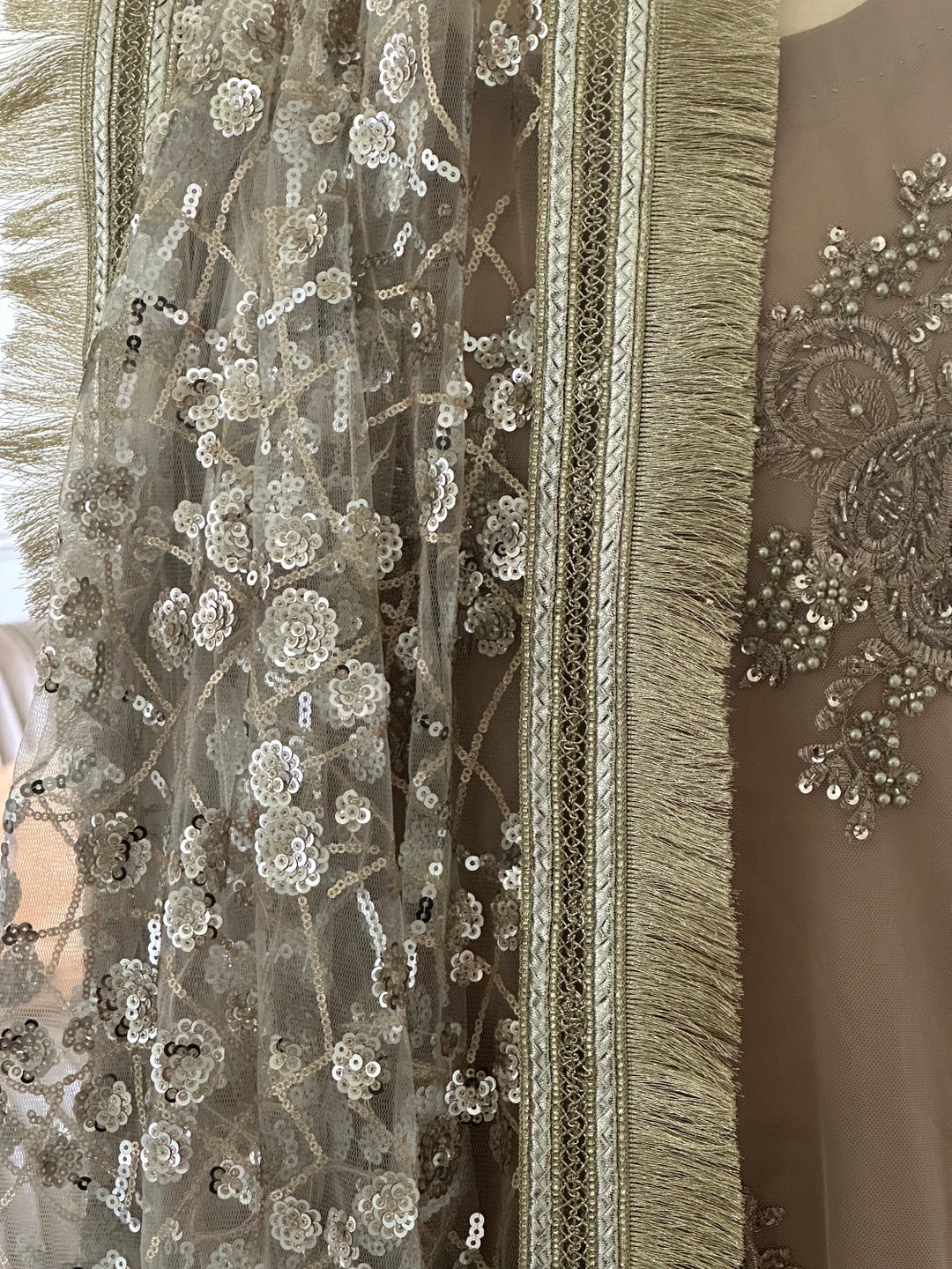 Traditional Pakistani Nikkah / Indian Net Veil / Dupatta / Wedding Veil ...