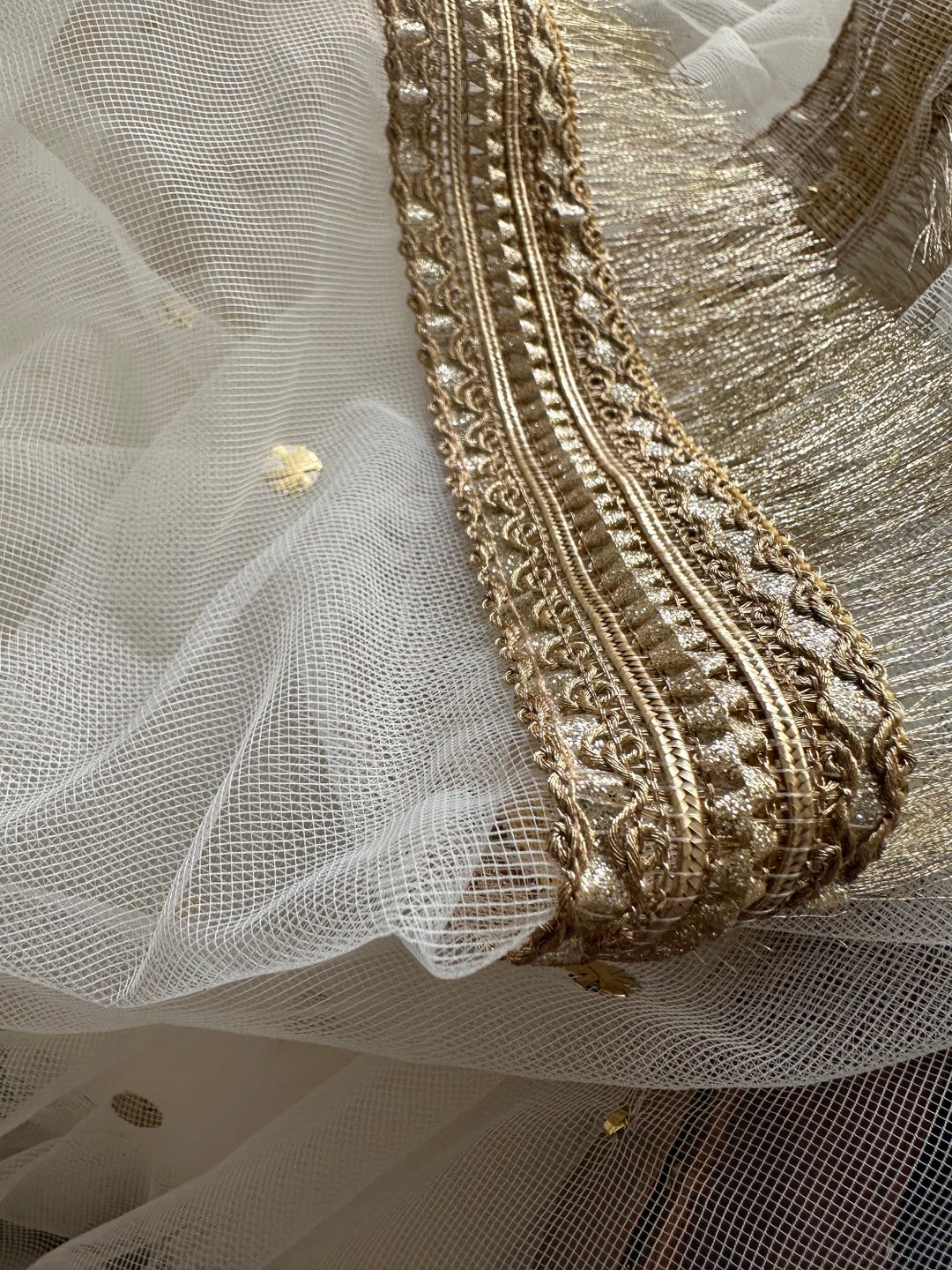 Traditional Pakistani Nikkah / Indian Net Veil / Dupatta / Wedding Veil ...
