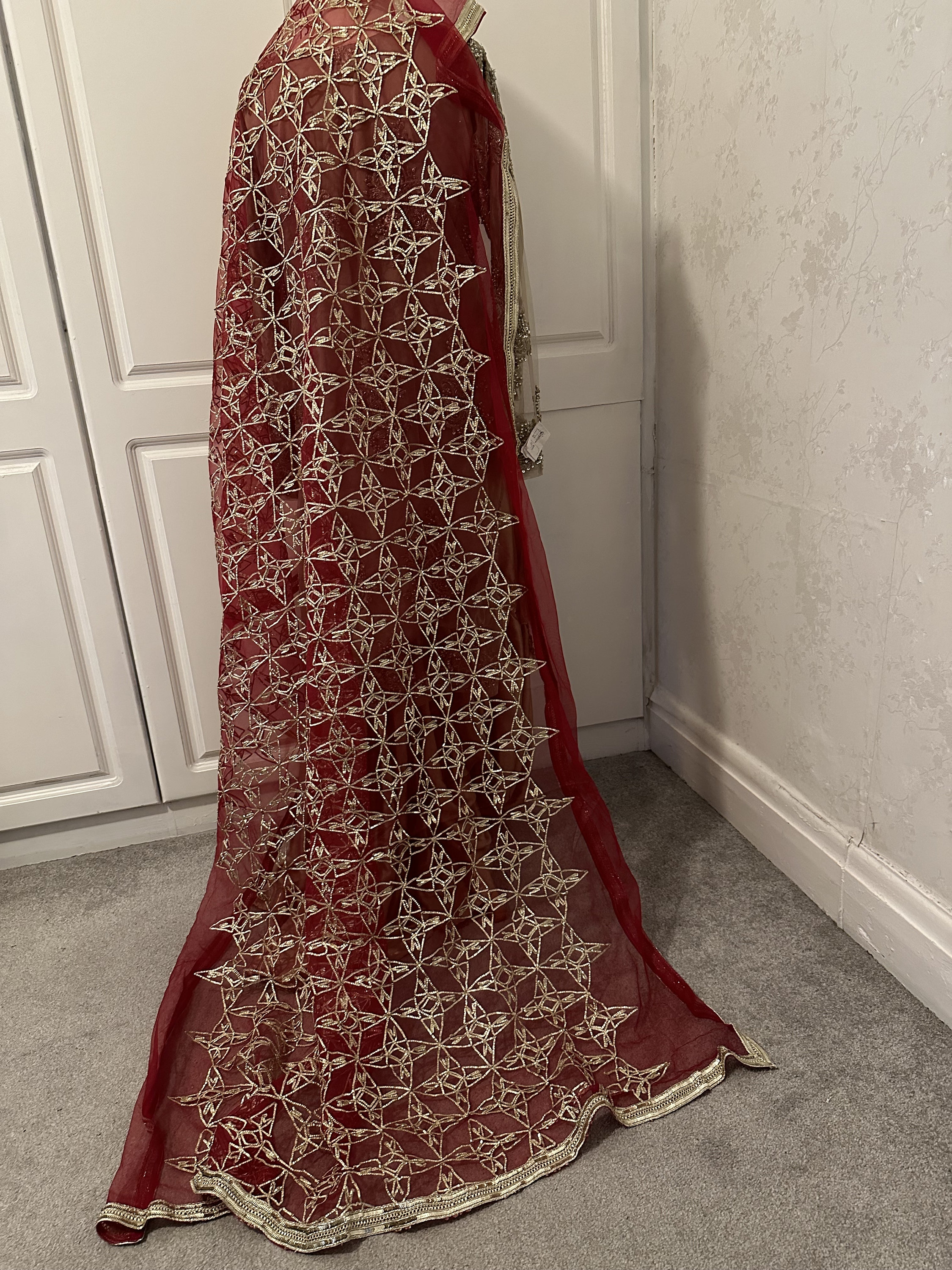 Traditional Pakistani Nikkah / Indian Net Veil / Dupatta / Wedding Veil ...