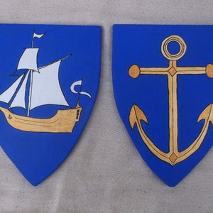 Small Heater Shield Plaque, Decorative Flat Shield-shaped Wall Hanging ...