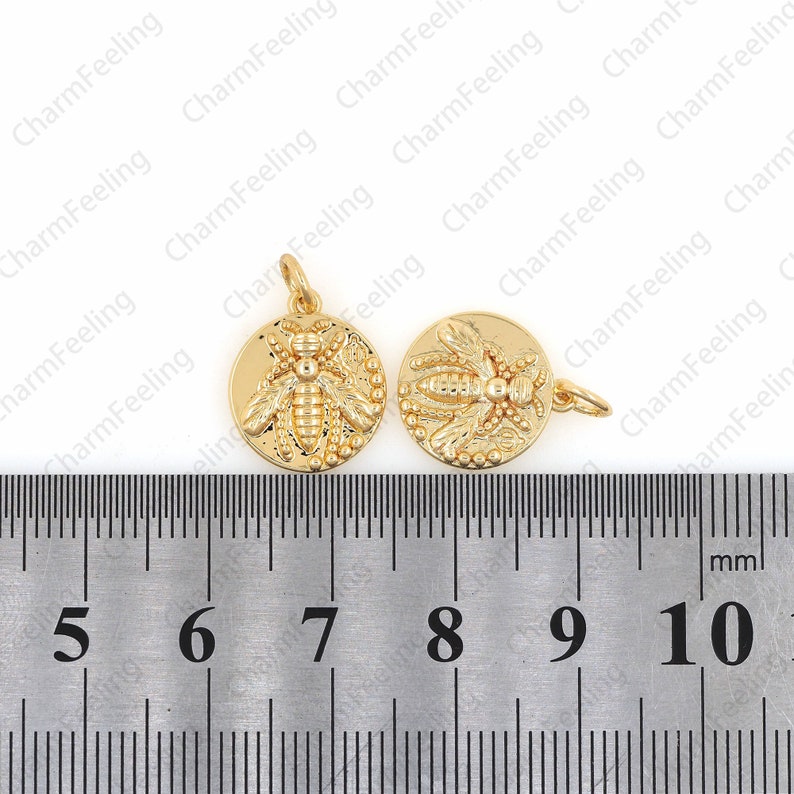 Gold Bee Coin Pendant, Honey Bee Round Charm， Gold Plated Queen Bee ...