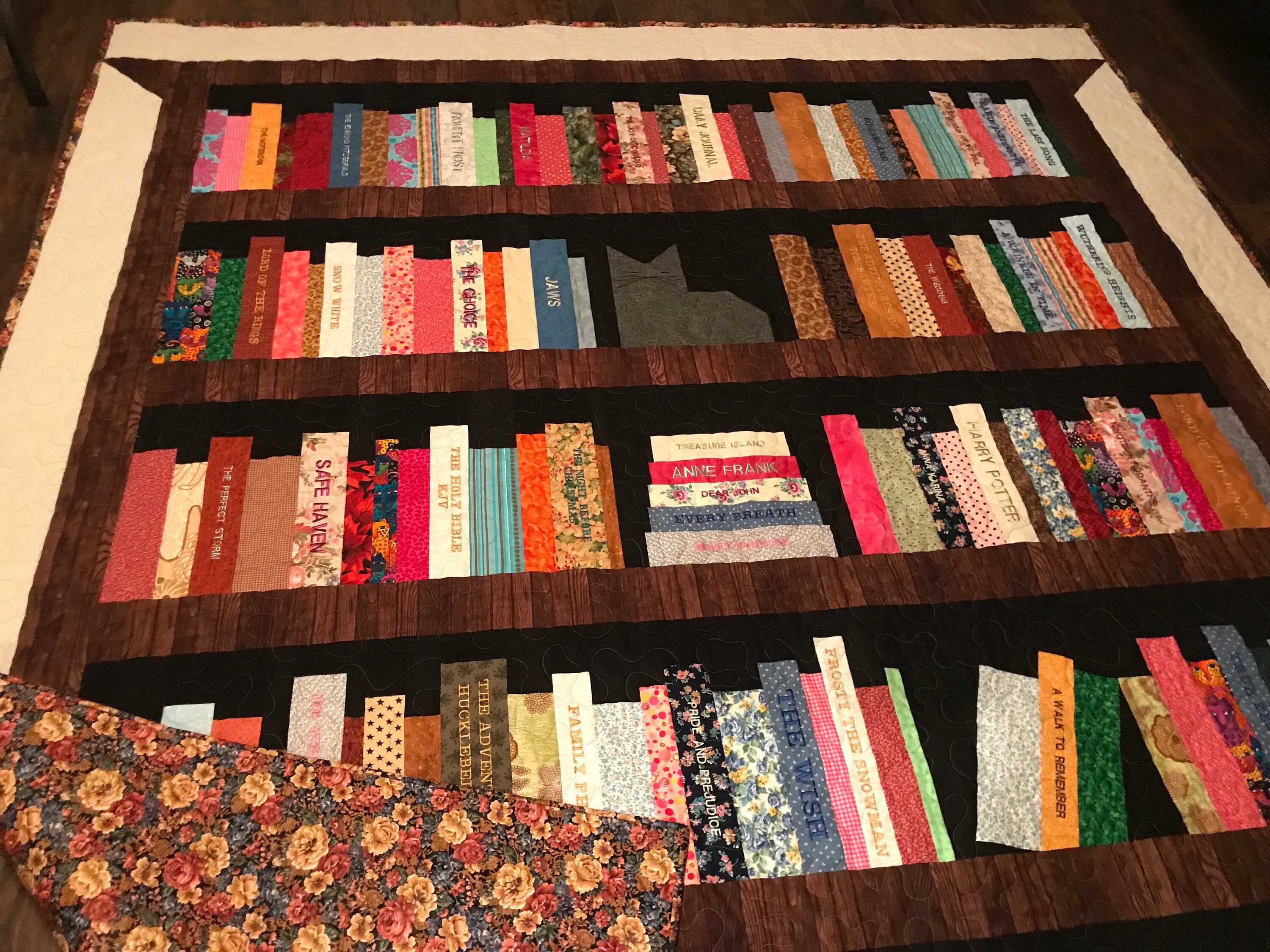 Bookshelf Quilt - Etsy