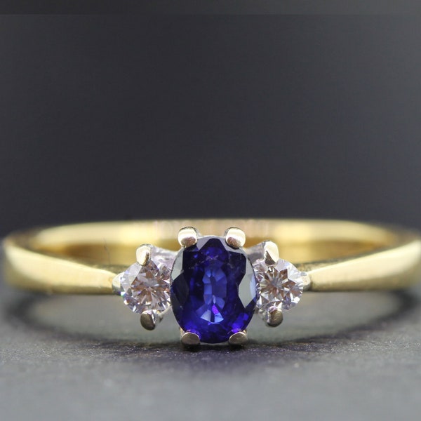 Ceylon Sapphire Ring - Etsy UK