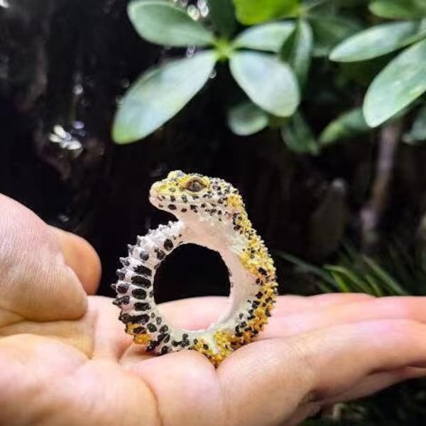 Leopard Figurine - Etsy