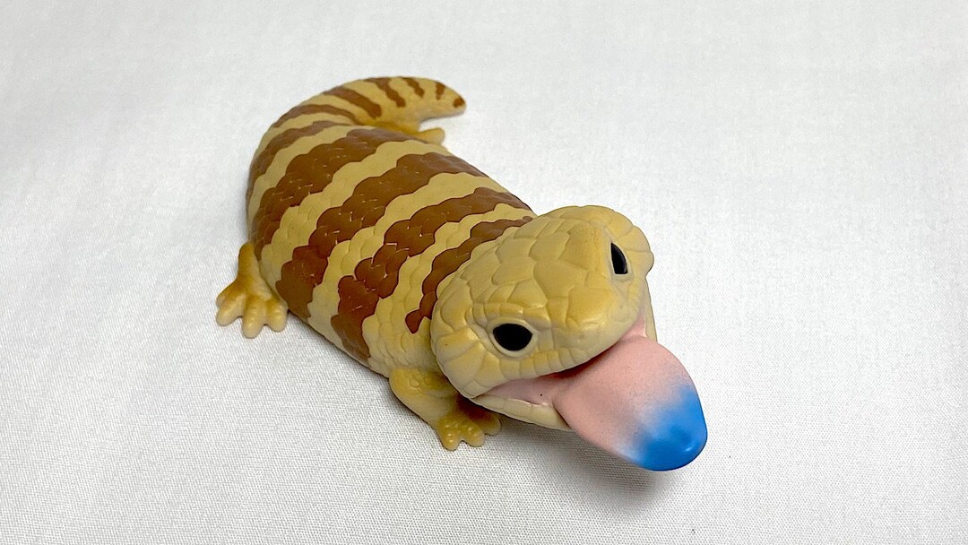 Japan Blue-tongued Skink Lizard PVC Hollowed Figure Model Toy - Etsy