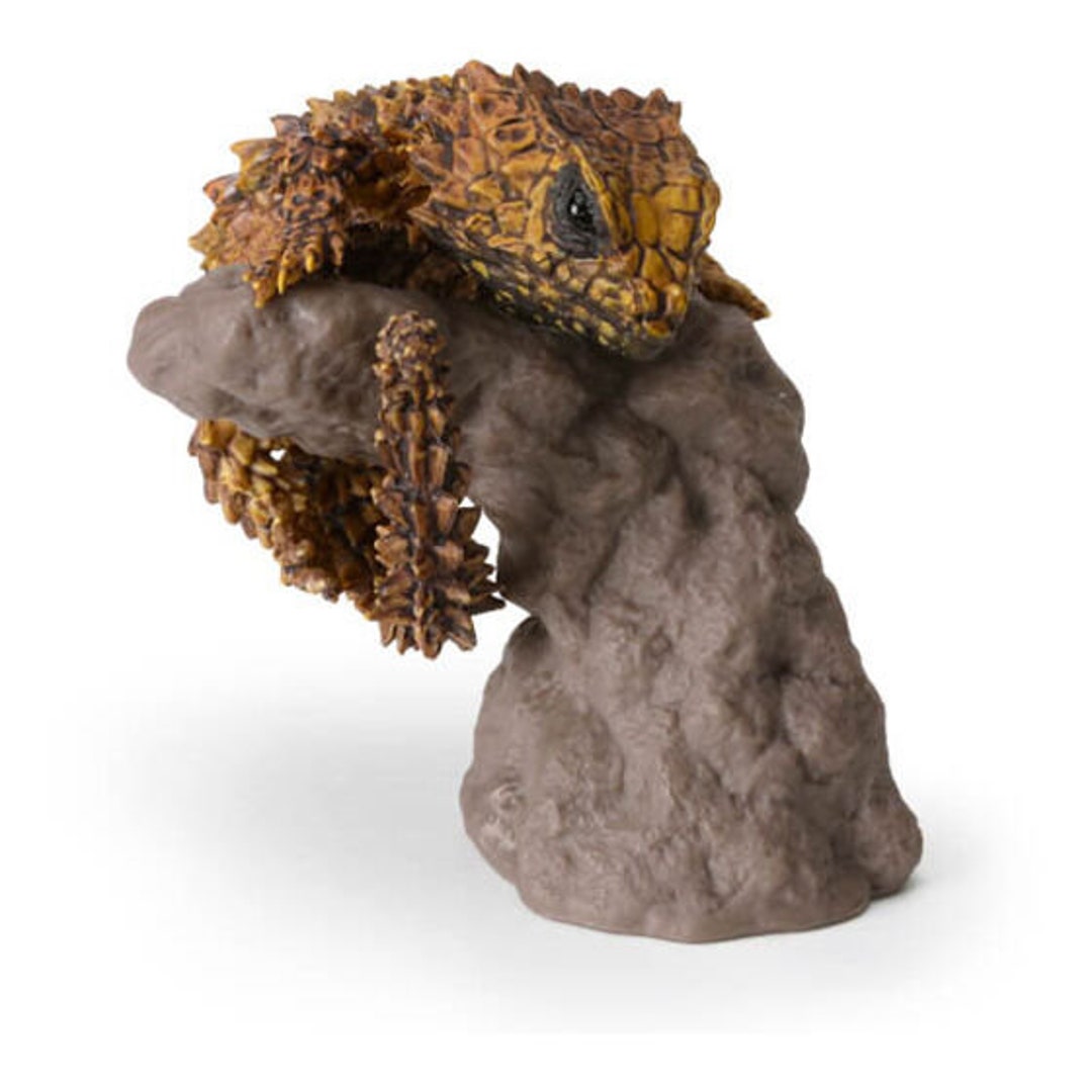 Japan Armadillo Girdled Lizard Mini Figure Figurine Model With Stand B ...