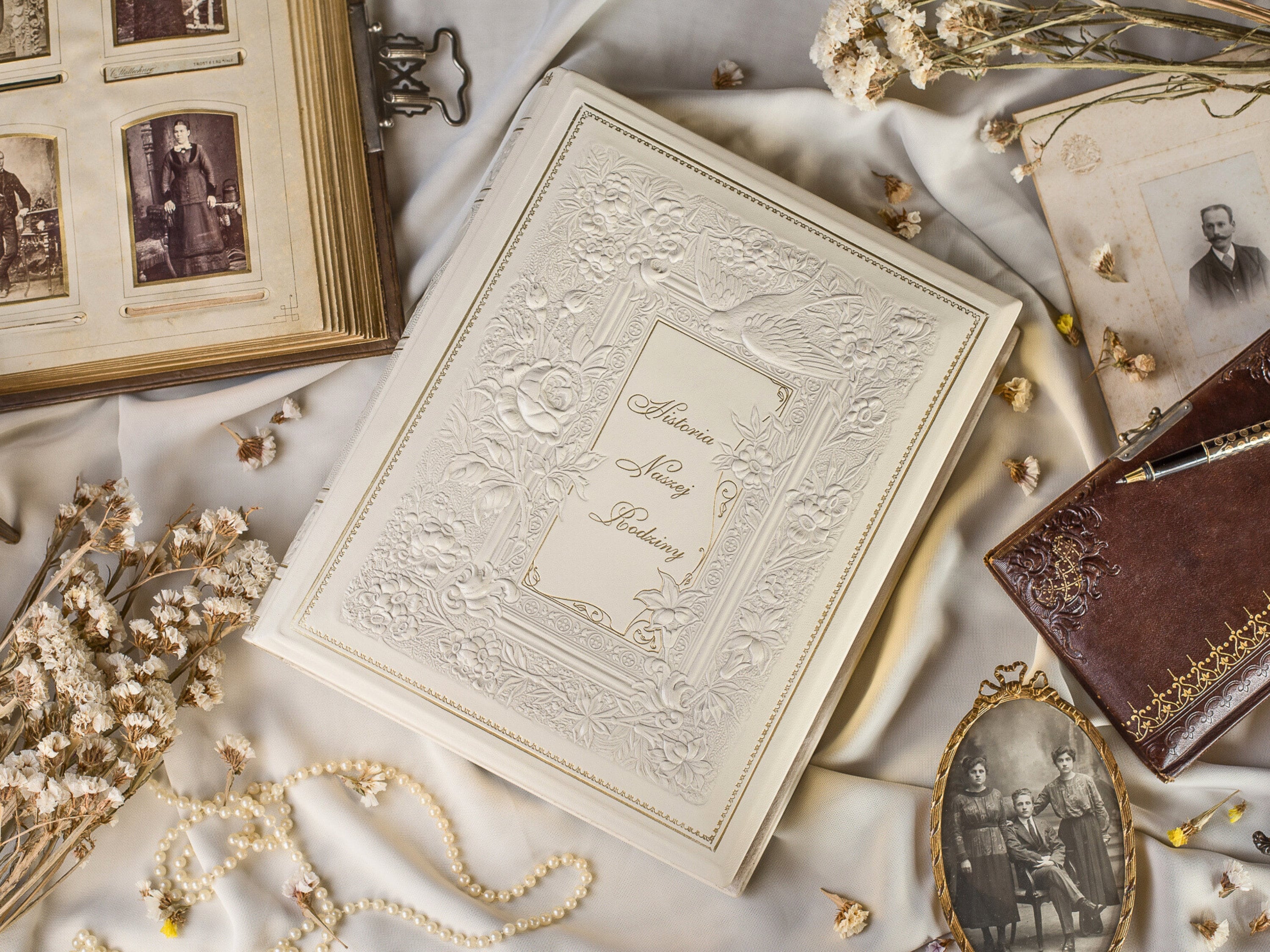 Luxury Leather Wedding Photo Album With Custom Engraving Handmade ...