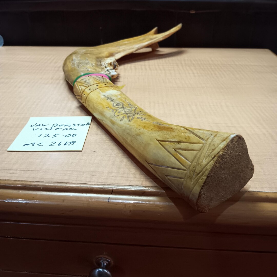 Jaw Bone Staff From Vietnam Vintage MC 2668 - Etsy