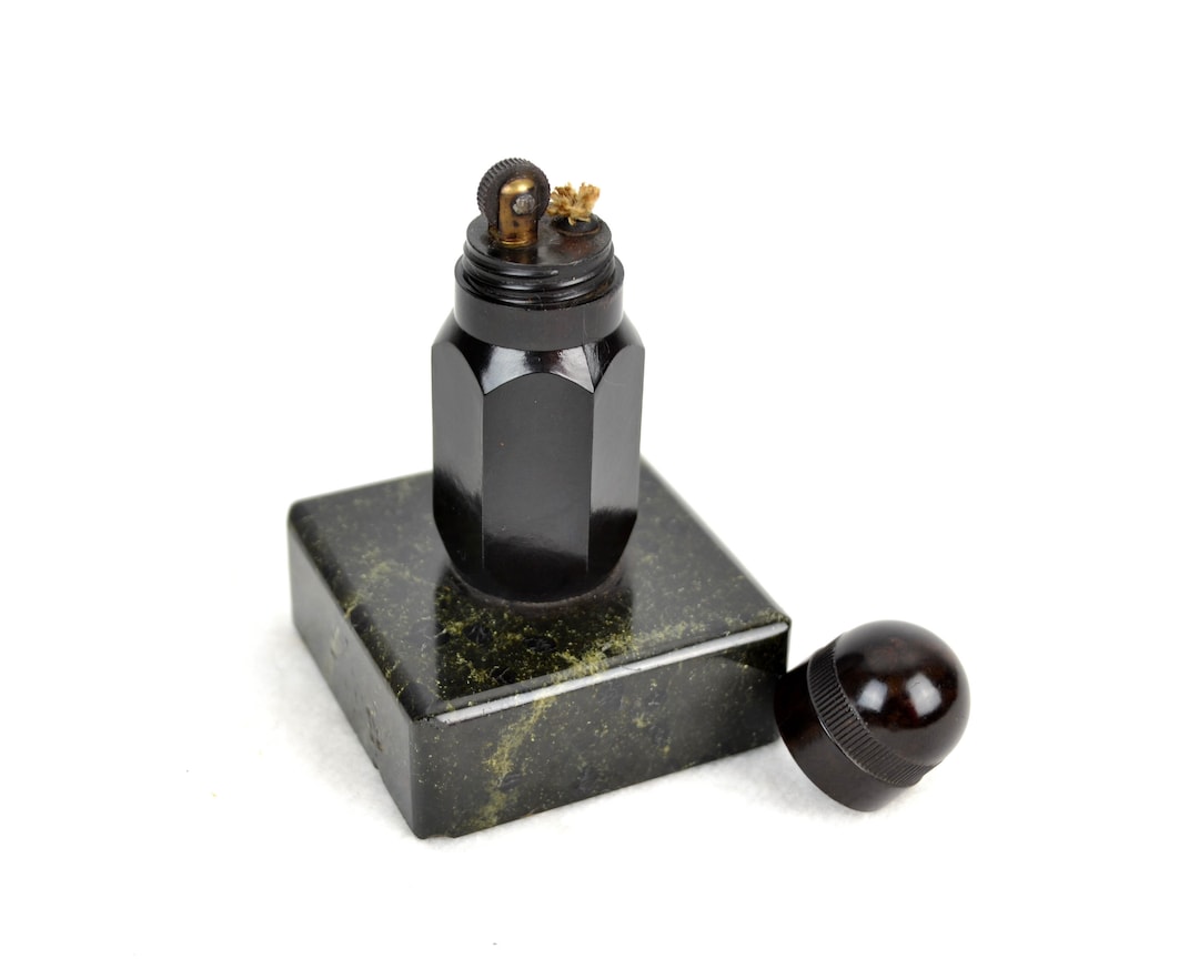 Bakelite Table Lighter Lighter With Serpentine Socket 30s 40s Art Deco ...