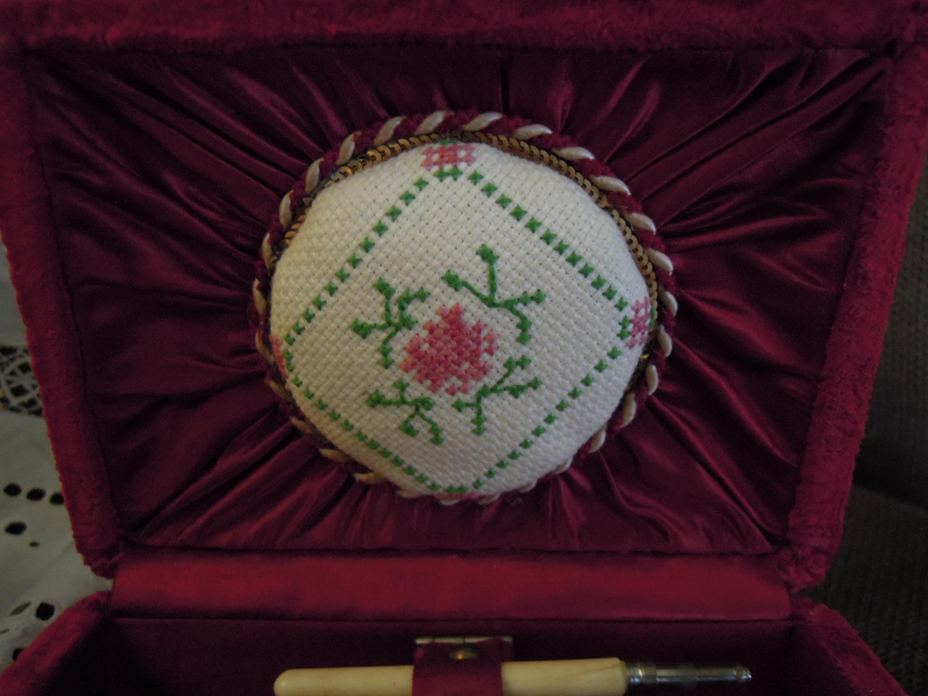 Victorian Sewing Box/antique Velvet Sewing Box/victorian Velvet Sewing ...