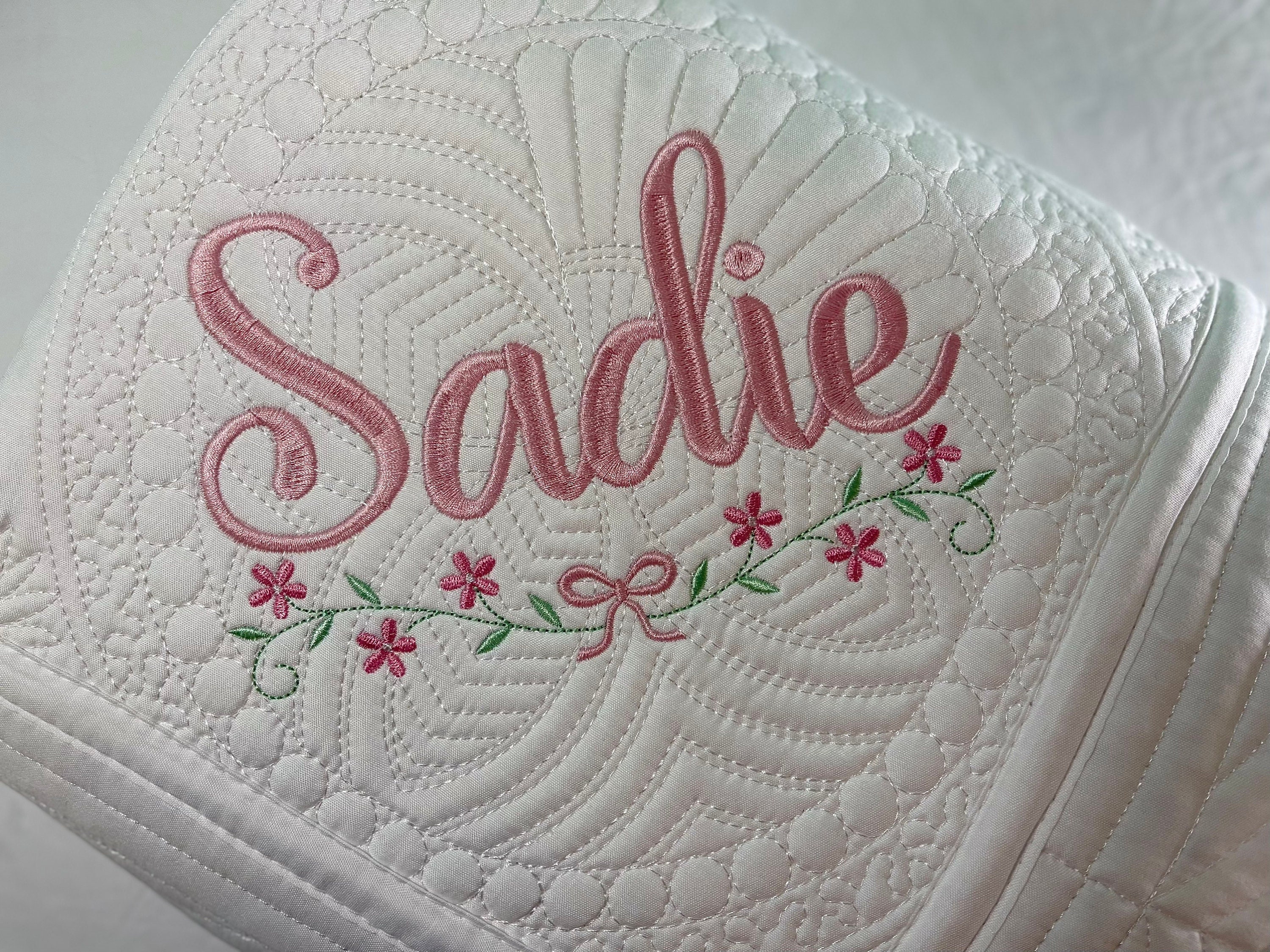 Personalized Baby Girl Heirloom Baby Quilt, Beautiful Soft Daisy Floral ...