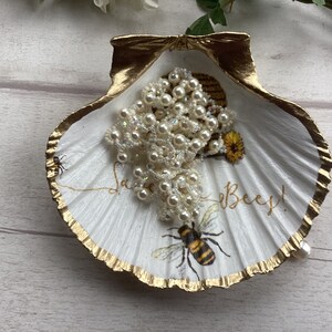 Bee Shell Jewellery Dish. Gold Leaf Jewellery Dish. Bee Happy. - Etsy