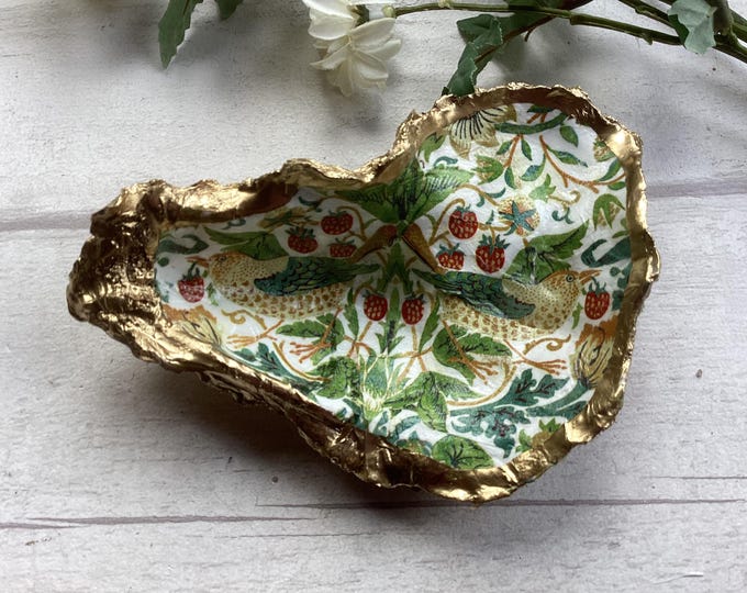 Large William Morris Strawberry Thief Design Ornament Oyster Shell ...