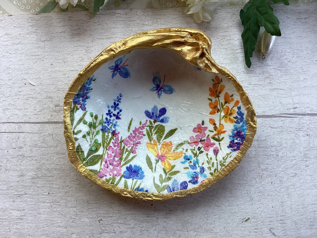 Decoupaged Clam Shell: Butterfly & Wildflower Ornament - Etsy