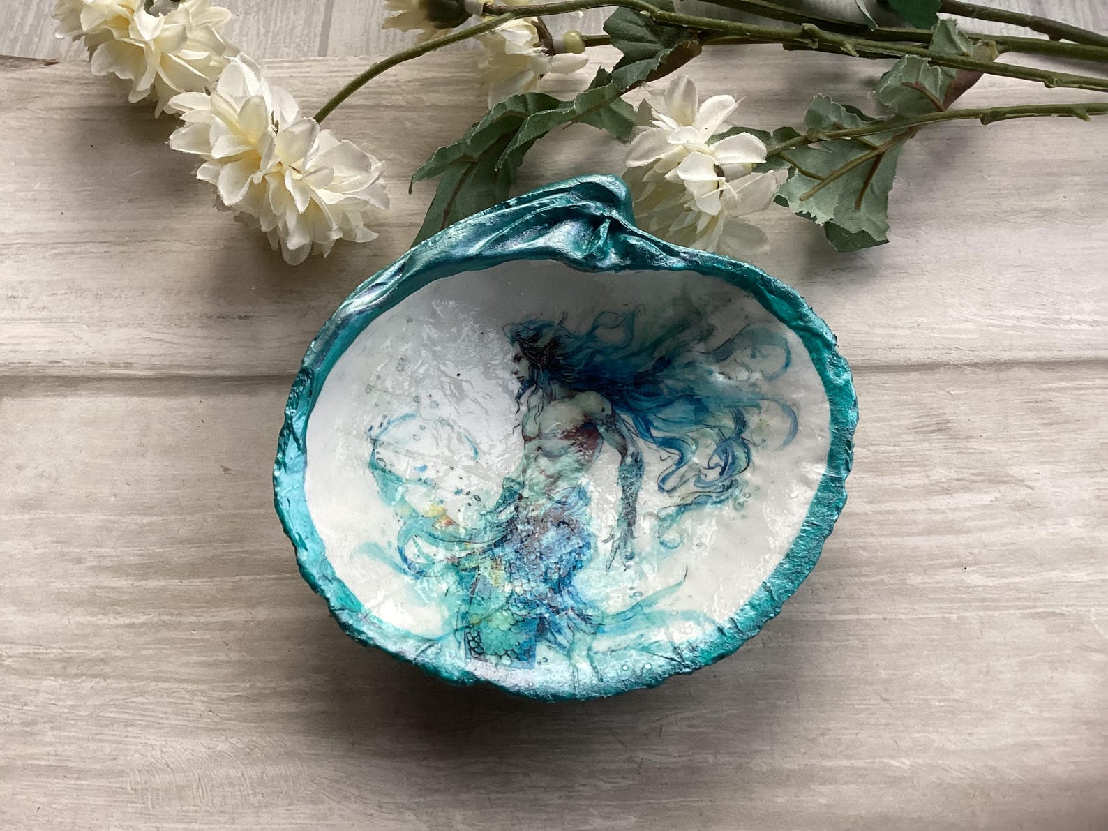 Decoupaged Clam Shell. Merman Gift. Teal Ring Dish. - Etsy