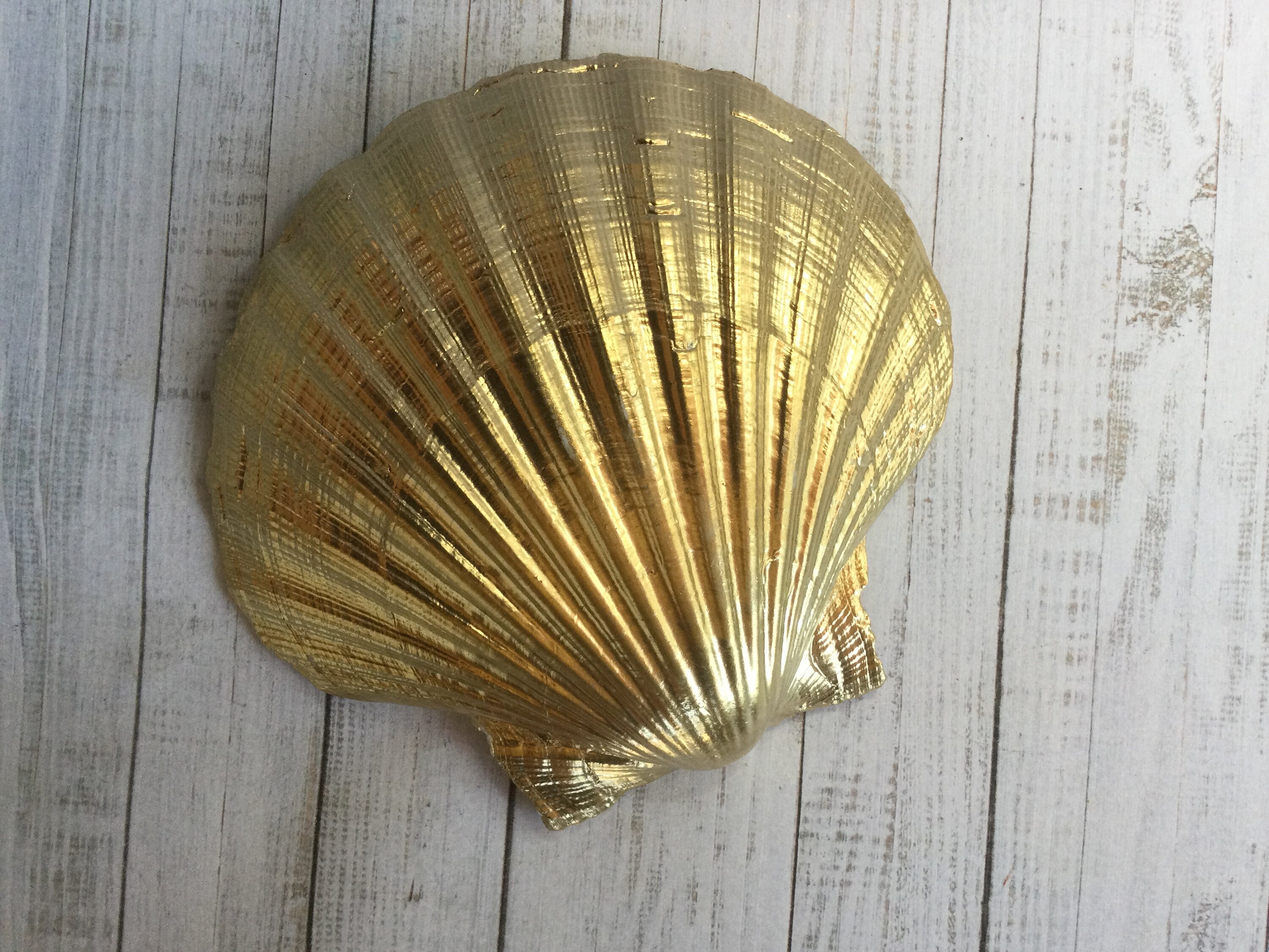 Bee shell jewellery dish. Gold leaf Jewellery dish. Bee happy. | Etsy