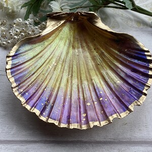 Gold Gilded Scallop Shell Trinket Dish: Iridescent Yellow Purple ...