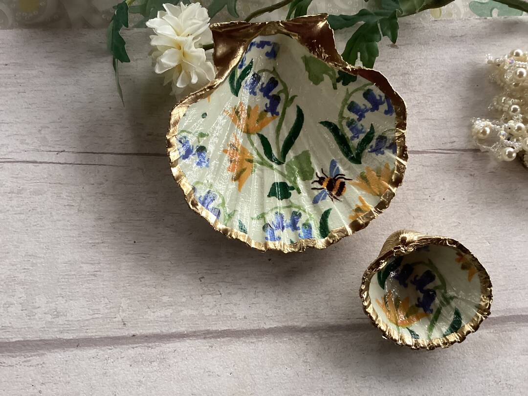 Emma Bridgewater Bluebells Design. Ring Dish and Scallop Shell Ornament ...
