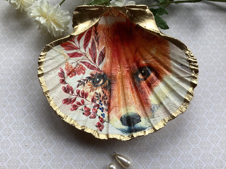 Sly Fox Shell Jewellery Dish. Gold Jewellery Dish. Potpourri Dish. Fox ...
