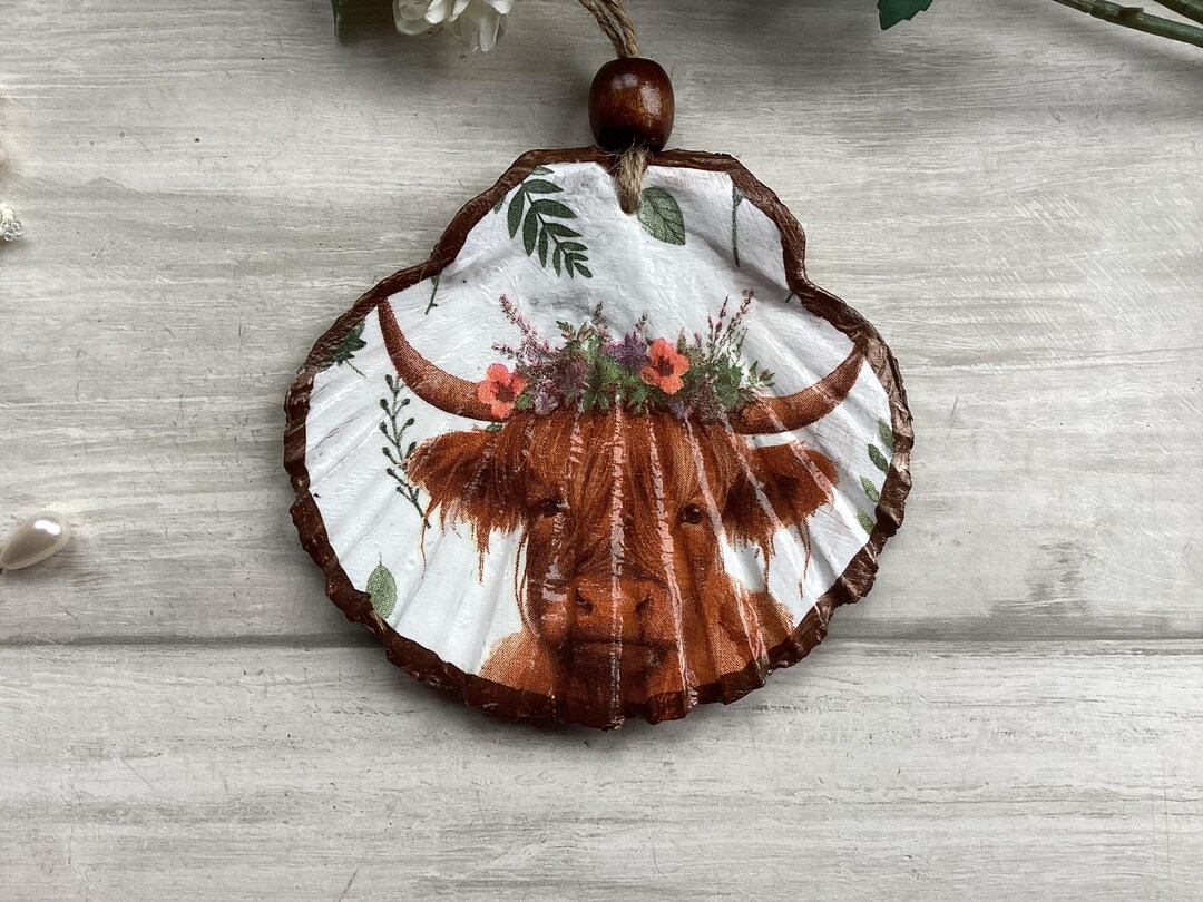 Highland Cow Hanging Shell. Scallop Shell. Wall Hanging Gift. Cow ...