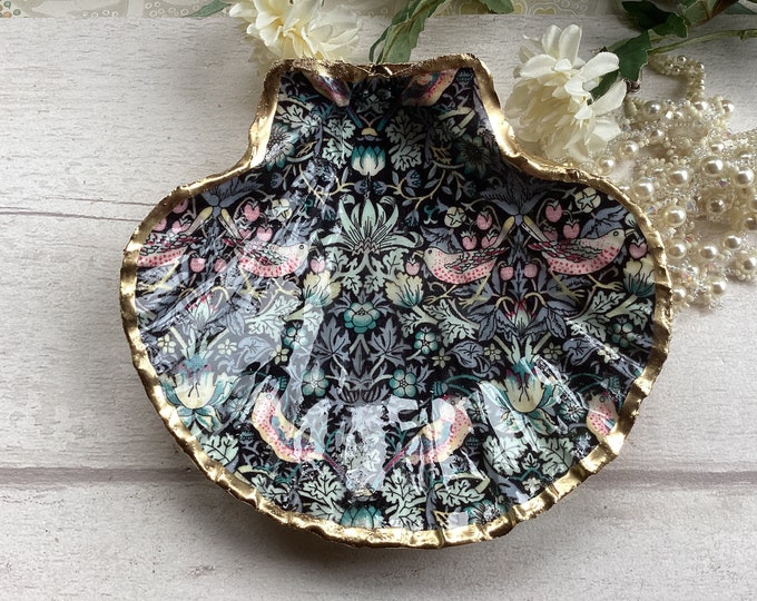 William Morris Strawberry Thief Design. Shell Jewellery Dish. Gold ...